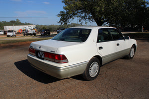 JDM 98 Toyota Crown Royal Extra Limited RHD Sedan 1JZ Sold