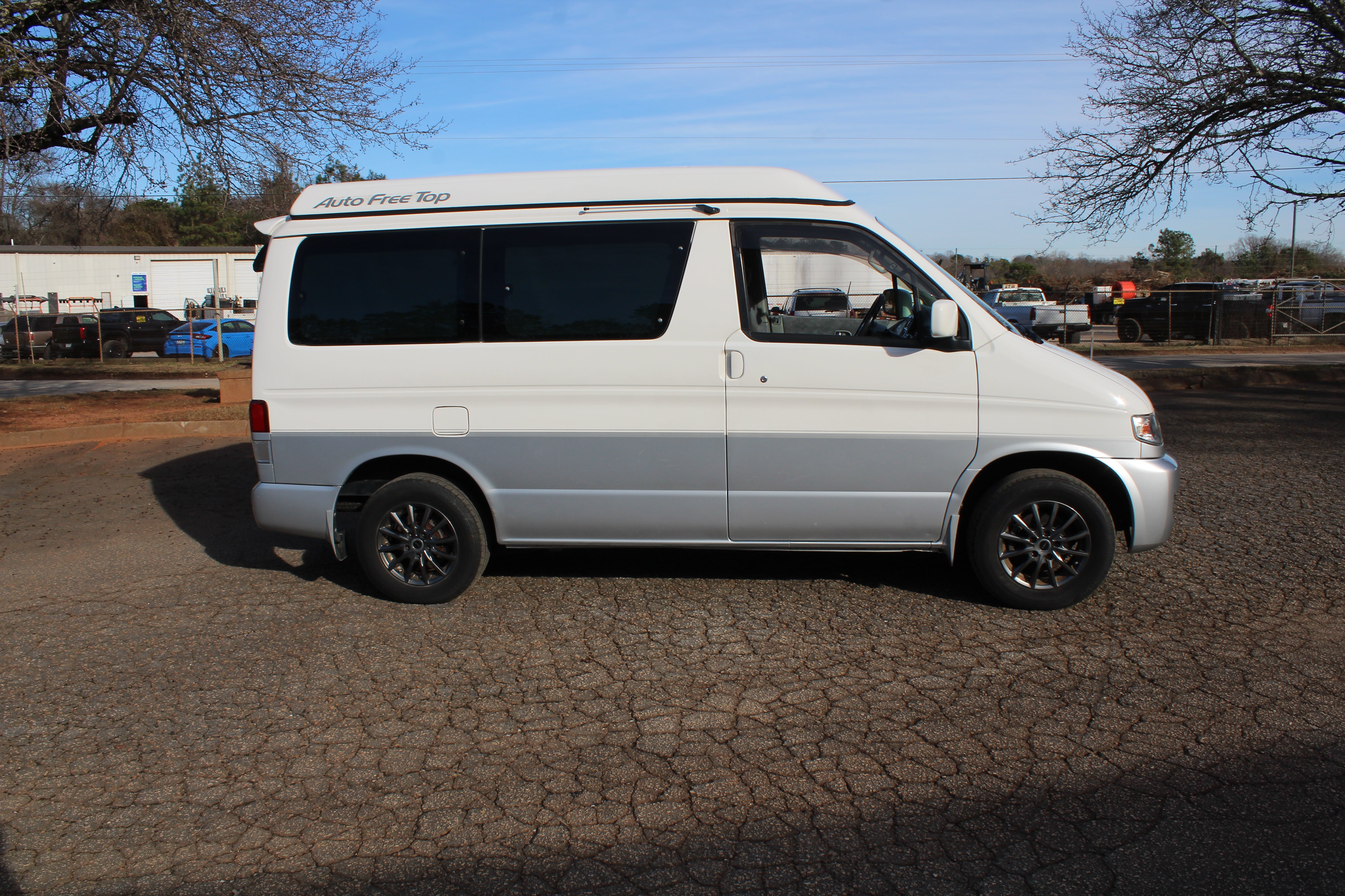 JDM 2000 Mazda Bongo Friendee Free Top 4WD Diesel Camper